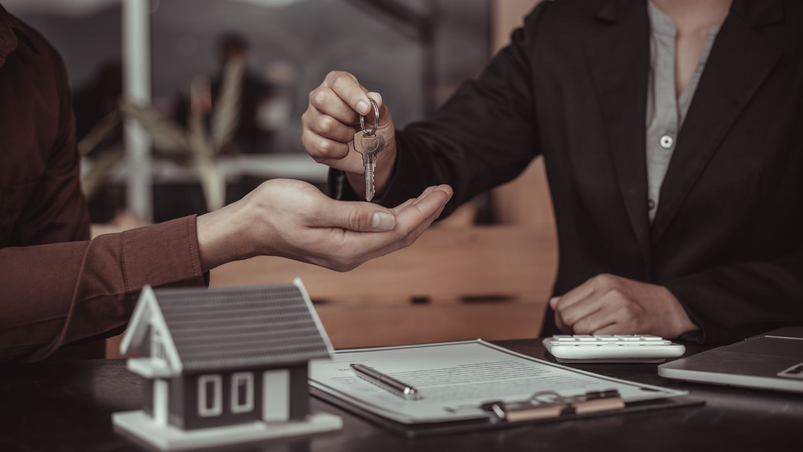 What Are the Most Common Maintenance Issues in Dubai Rentals and How ...